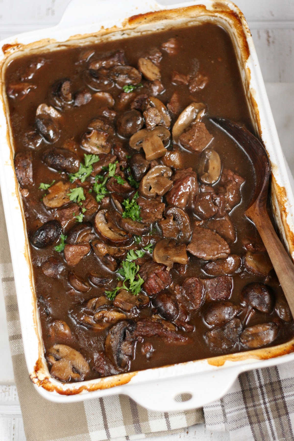 12 EASY Dinner Recipes With Beef Chunks, Tips and Tender Stew Meat (and ...