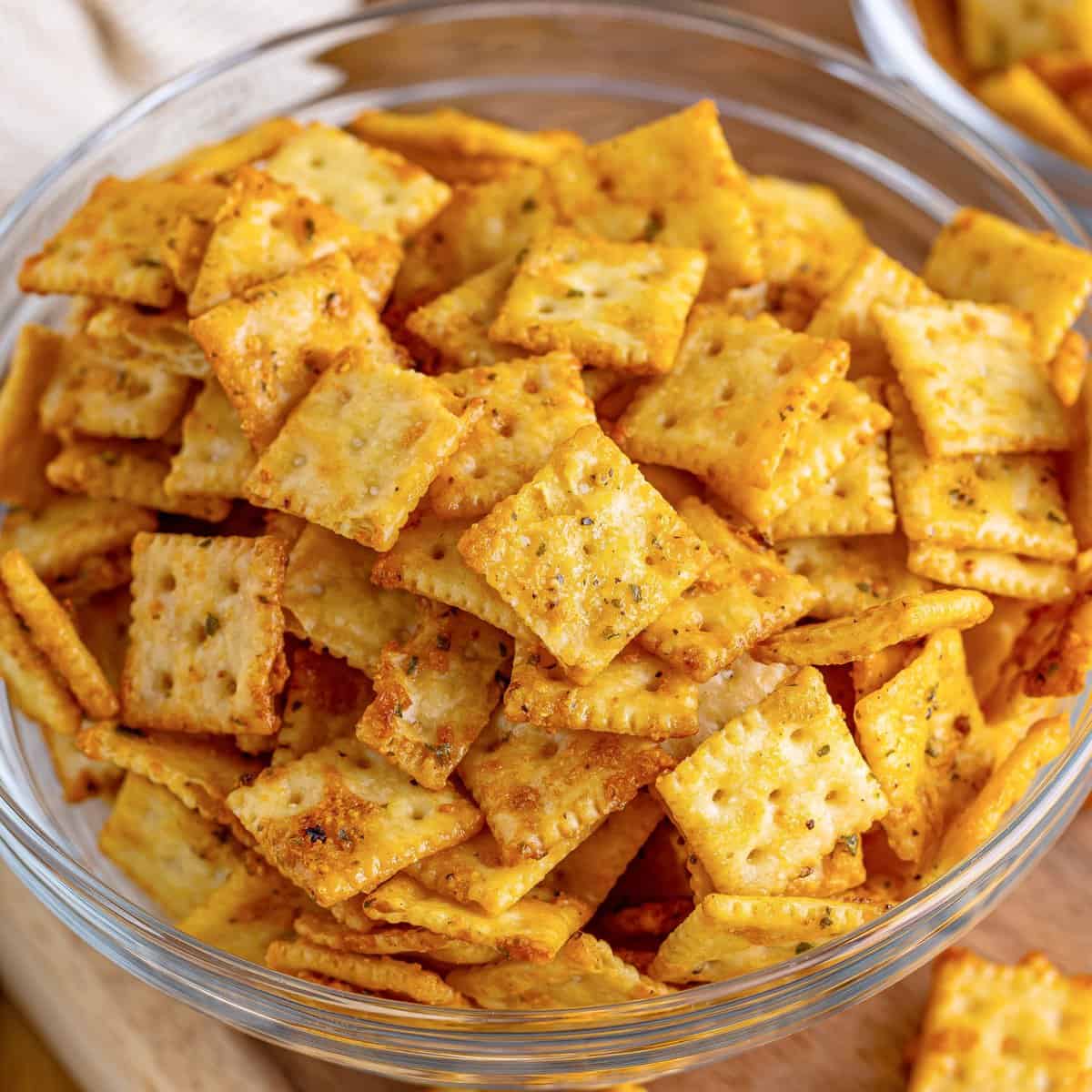 Snack Cracker Recipes - 19 Best Seasoned Crackers For Easy Homemade ...